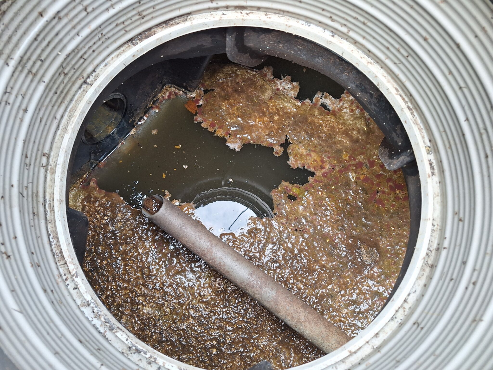 ハウステック 浄化槽 KGR2-14型 | 初心者のための浄化槽管理士 実践ガイド | 浄化槽ワークス