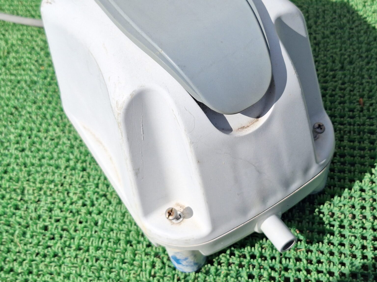 浄化王 ブロワー FP-80Nが故障!? チャンバーブロック交換の修理方法を徹底解説 | 初心者のための浄化槽管理士 実践ガイド | 浄化槽ワークス